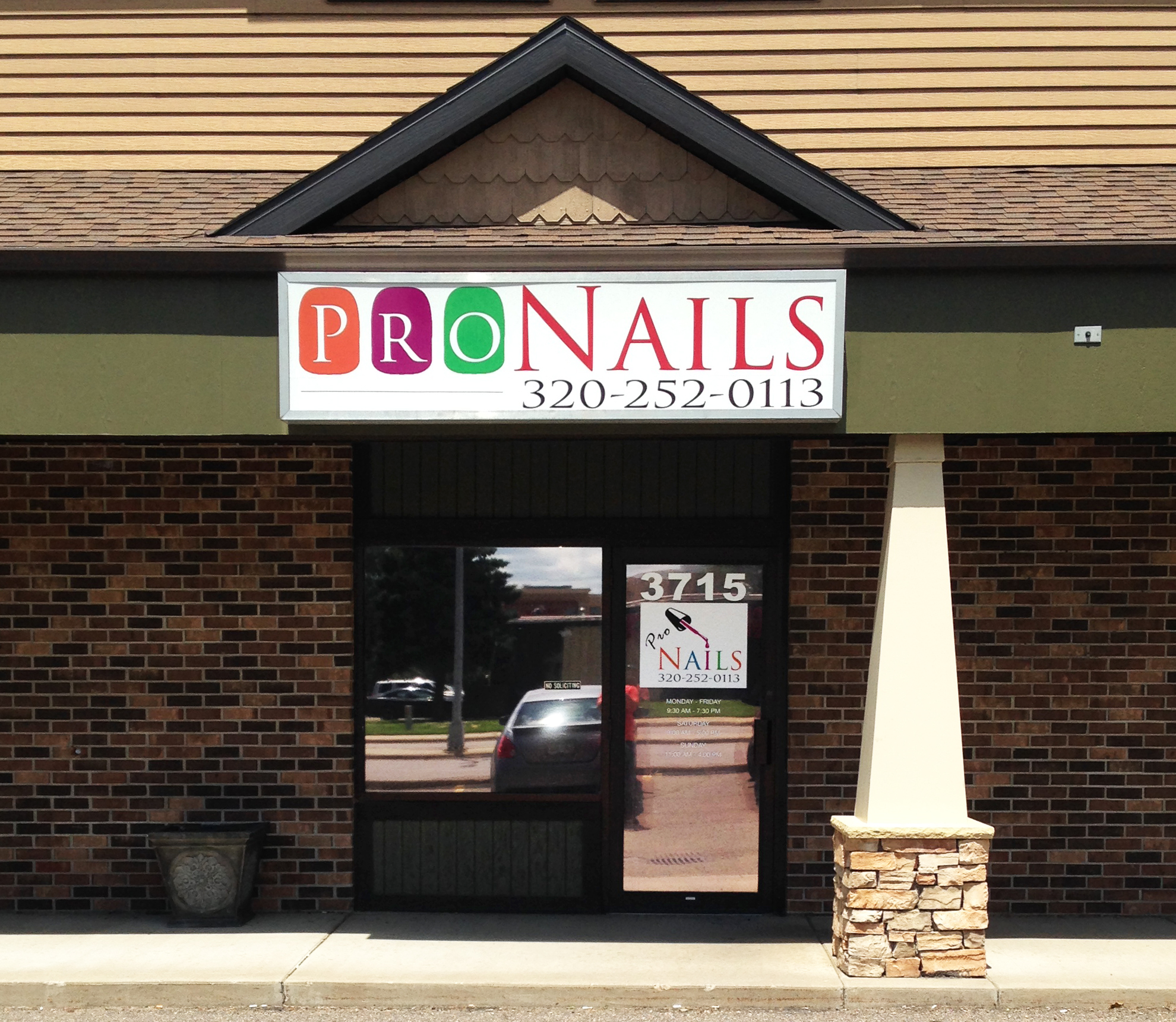 Custom Business Signs | Signmax.com